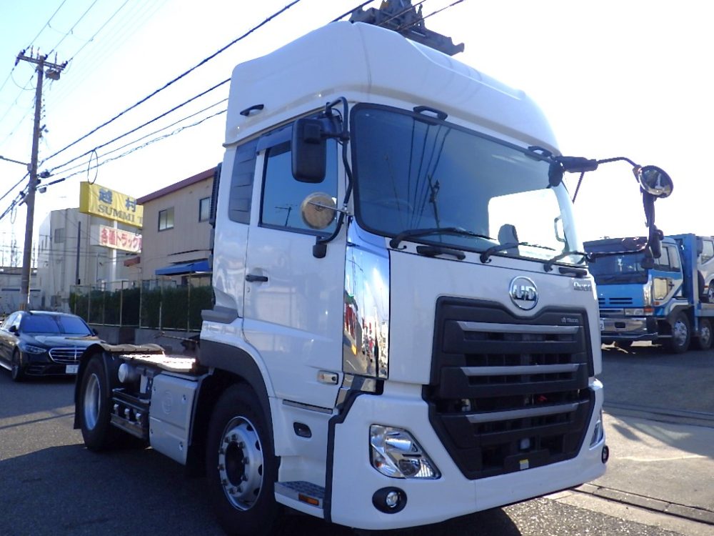 平成28年 UDトラックス トラクターヘッド 11.5t 走467千㎞ ハイルーフ アルミホイール - 大阪南港の越村商店